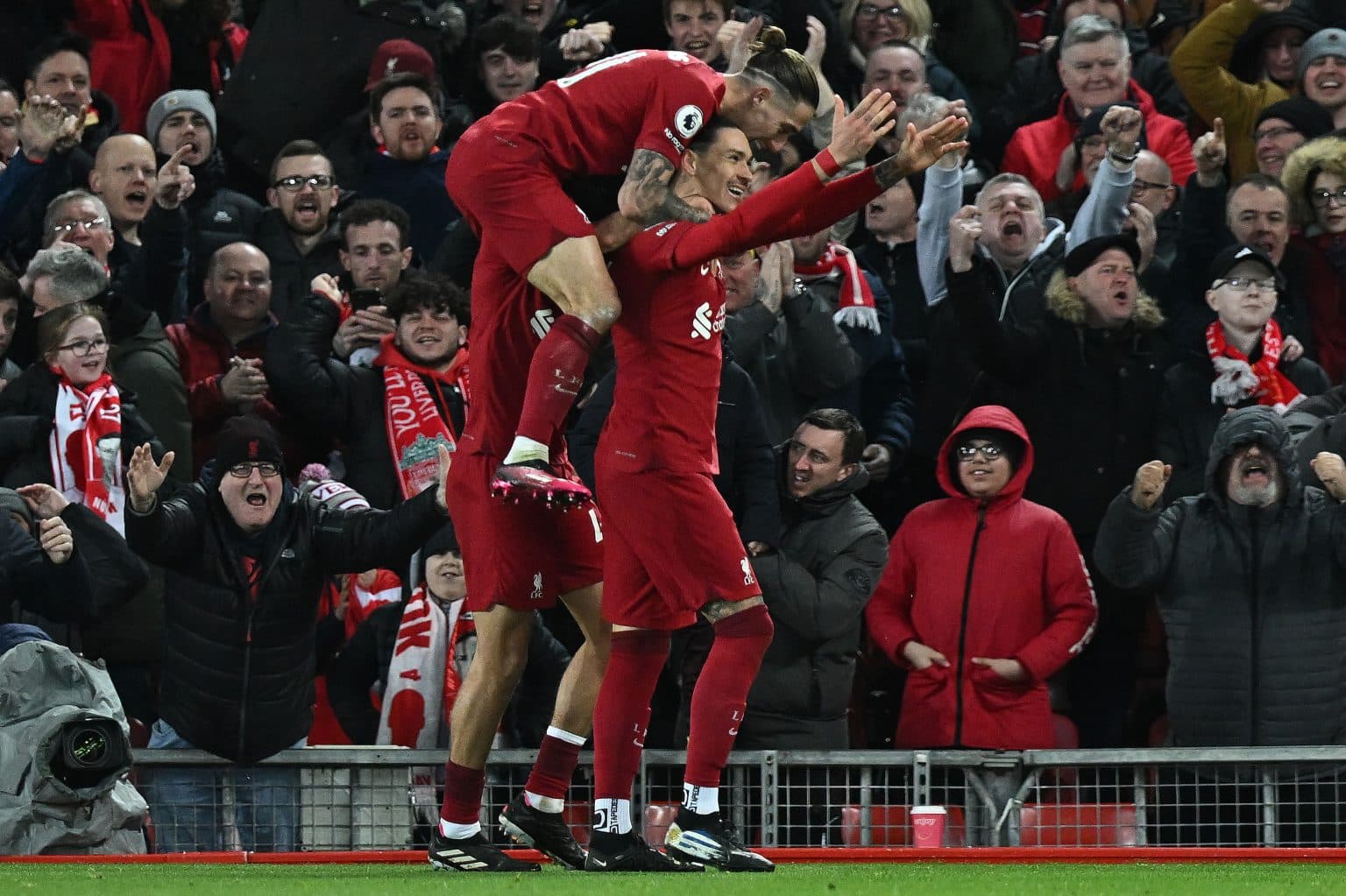 Liverpool 2, Wolves 0 Reds Keep Roling with Strong 2nd Half - LFC Globe